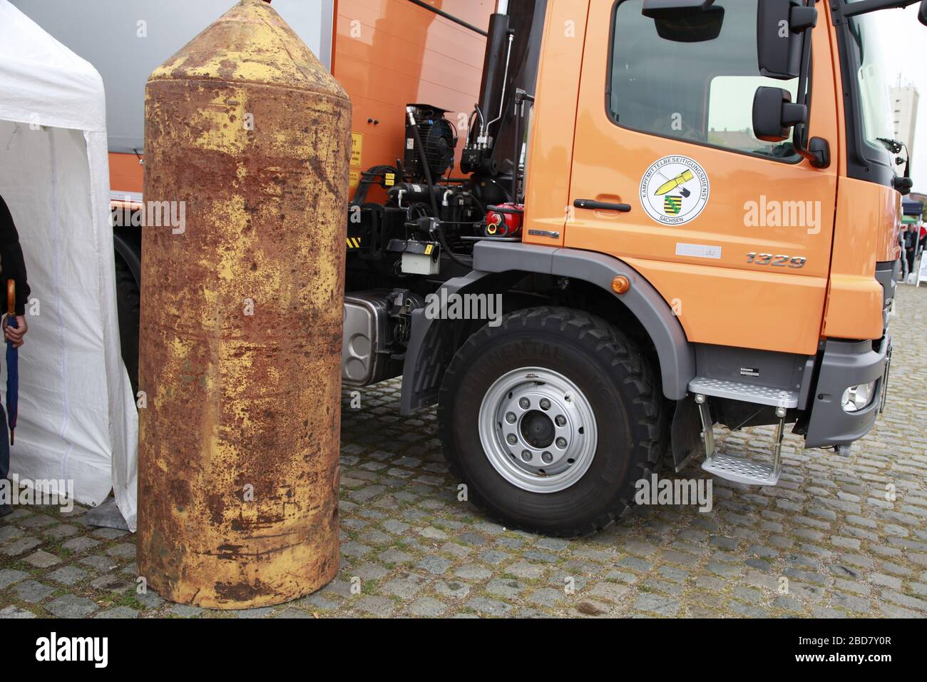 Kampfmittelbeseitigungsdienst hi-res stock photography and images - Alamy