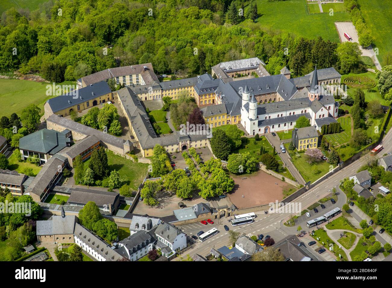 Kall hi-res stock photography and images - Alamy