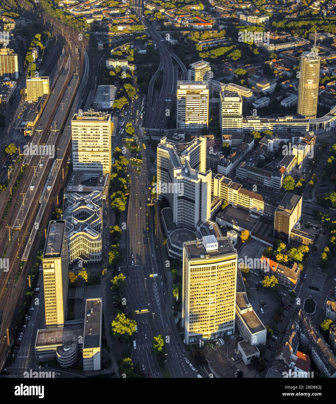 10 storey commercial building hi-res stock photography and images - Alamy