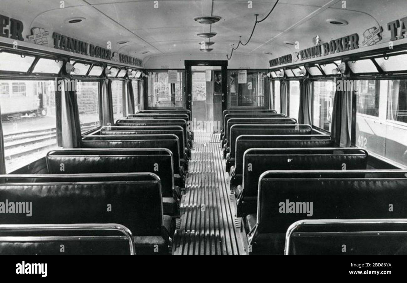 Class 402 hi-res stock photography and images - Alamy