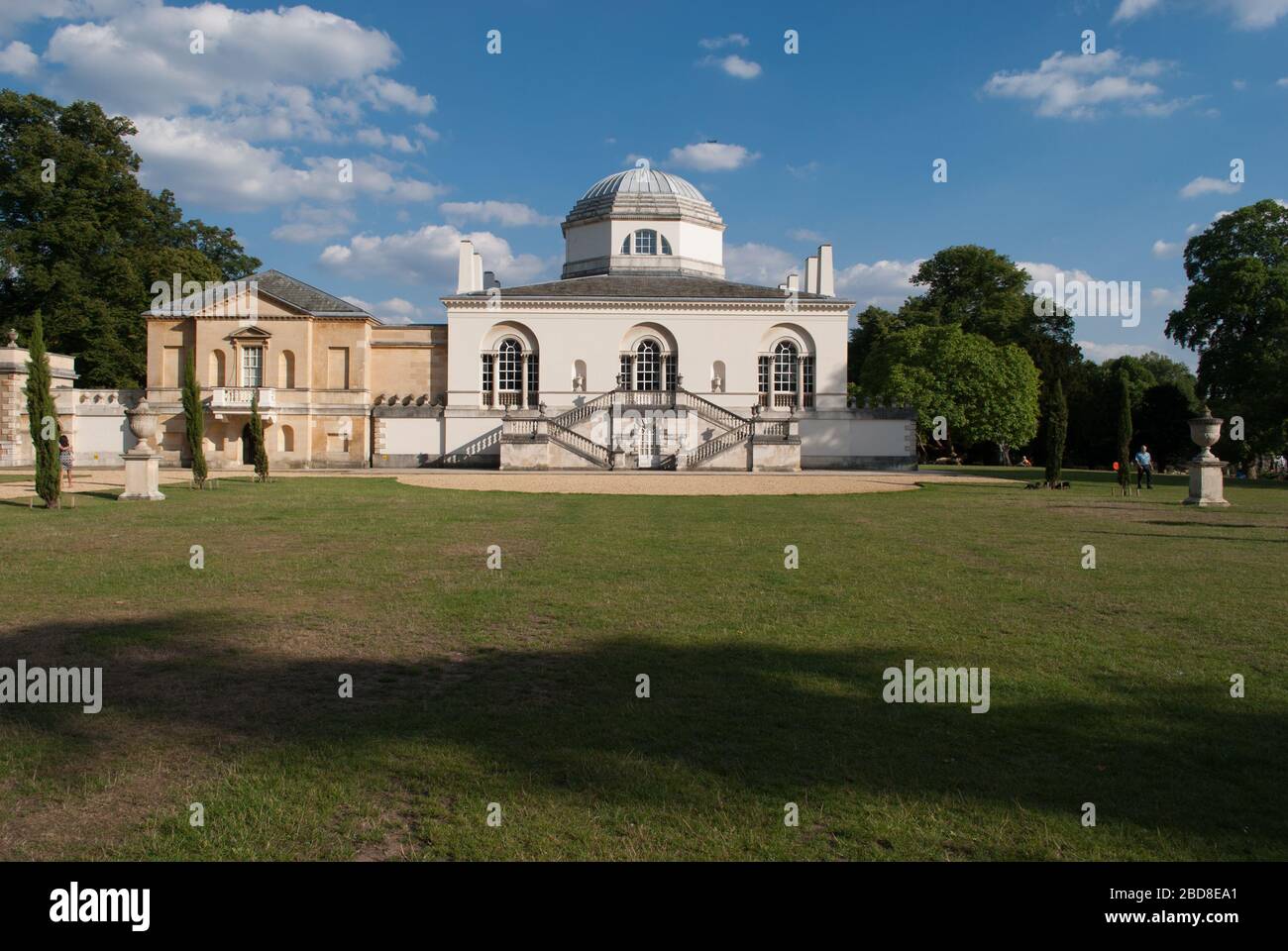 Classical Palladian Architecture Chiswick House & Gardens, Burlington ...