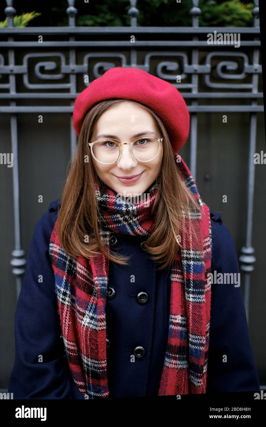 French beret hi-res stock photography and images - Alamy