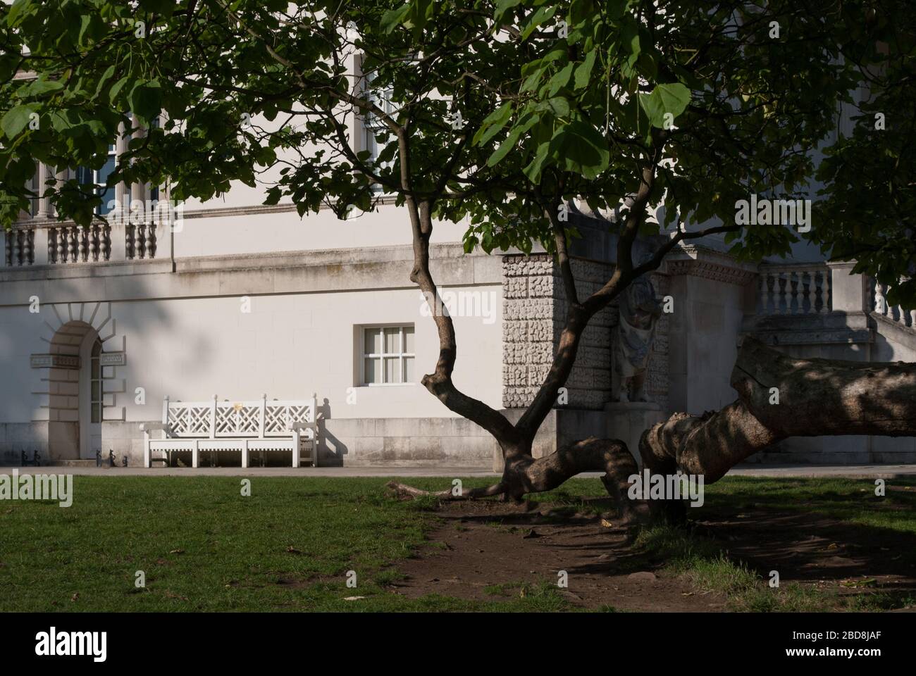 Classical Palladian Architecture Chiswick House & Gardens, Burlington ...
