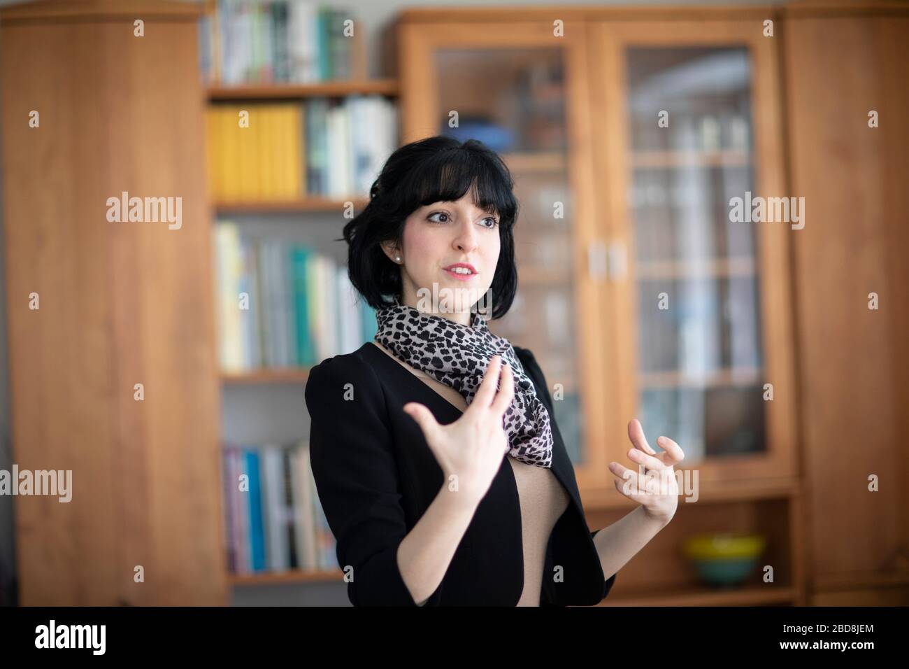 Explaining hands hi-res stock photography and images - Alamy