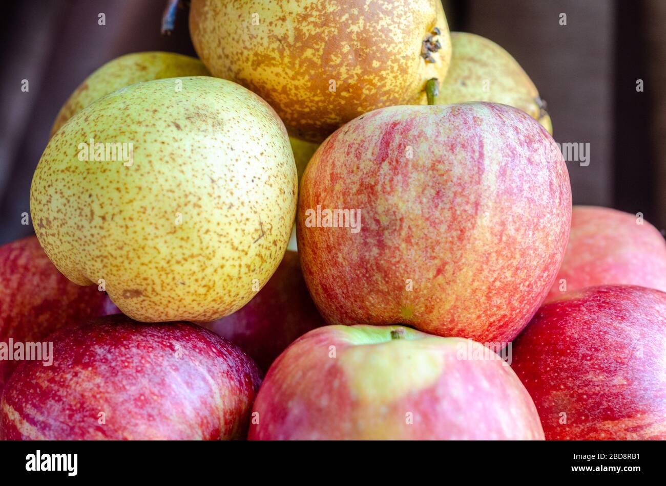 Apple pears hi-res stock photography and images - Alamy