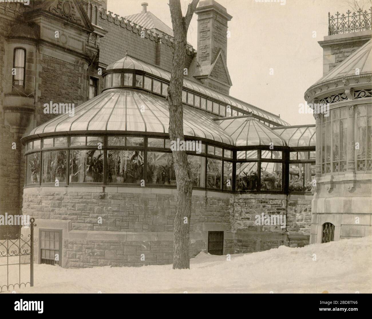 Lord strathcona hi-res stock photography and images - Alamy