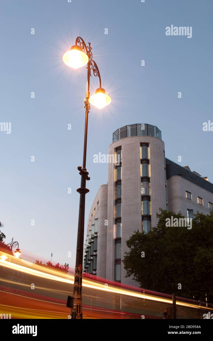Portland Stone Modern Architecture Detail ME London Hotel, Strand ...