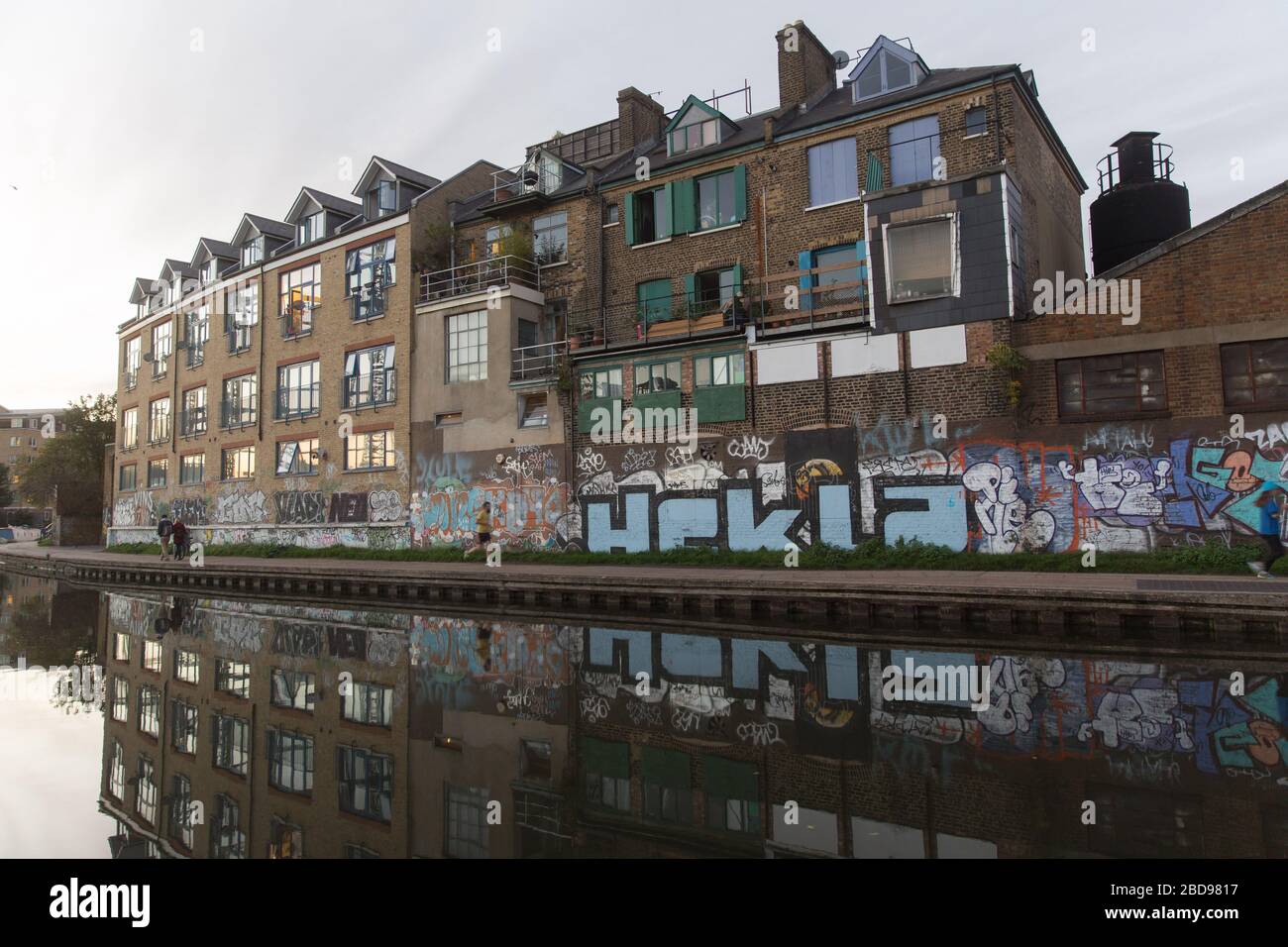 Regent’s Canal, Hackney, East London Stock Photo - Alamy