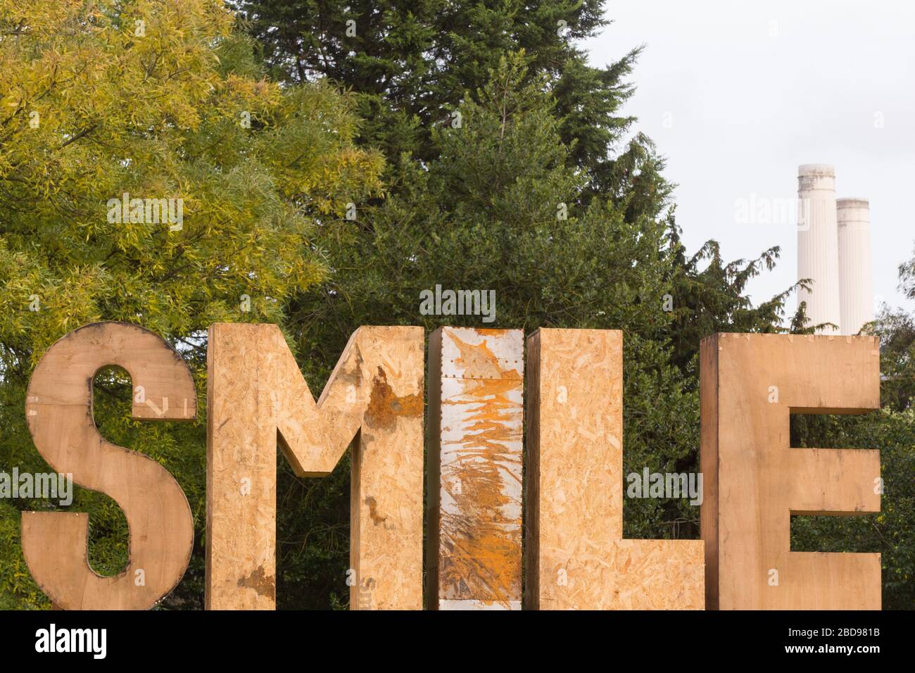 Giant letters hi-res stock photography and images - Alamy