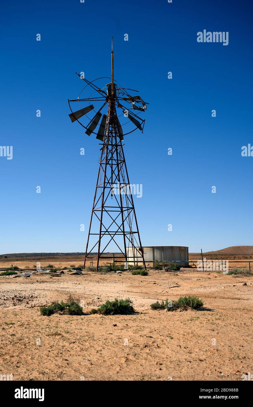 Australian old windmill hi-res stock photography and images - Alamy