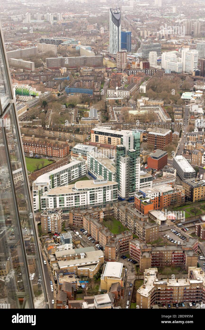 The shard, Empire Square, London Bridge and Strata building, Elephant ...
