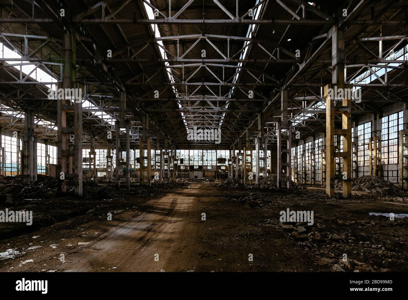 Industrial hall hi-res stock photography and images - Alamy