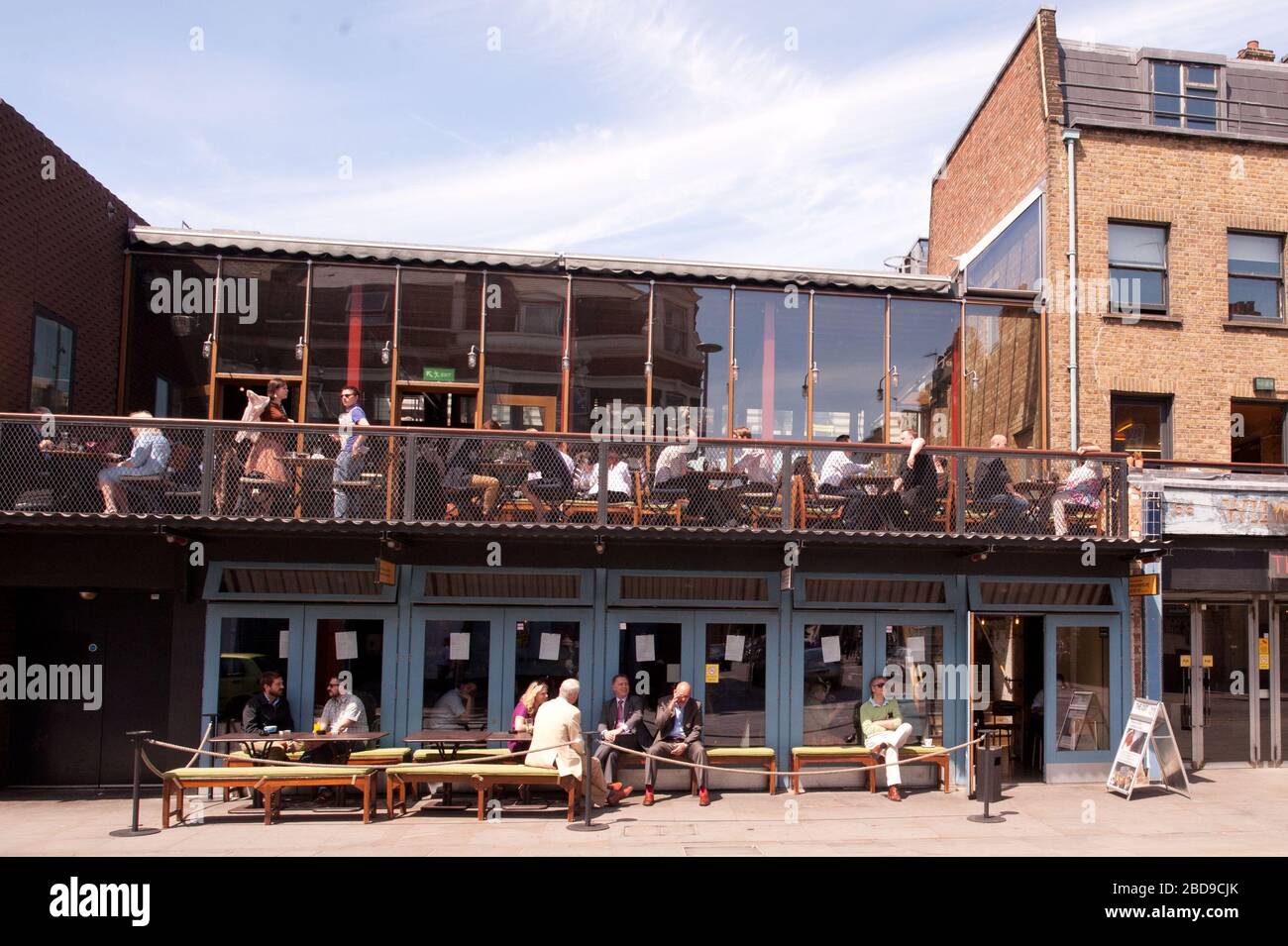 The young vic hi-res stock photography and images - Alamy