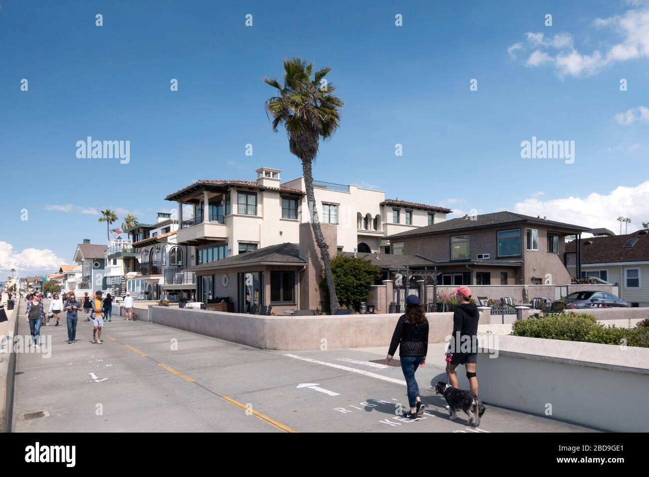 Oceanfront promenade bike path in Hermosa Beach, California Stock Photo ...