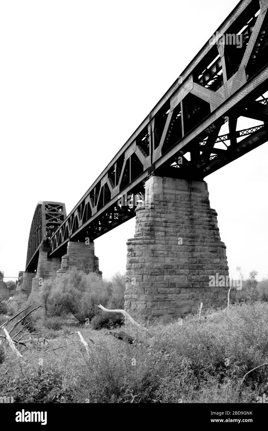 Indiana bridge railroad bridge Black and White Stock Photos & Images ...