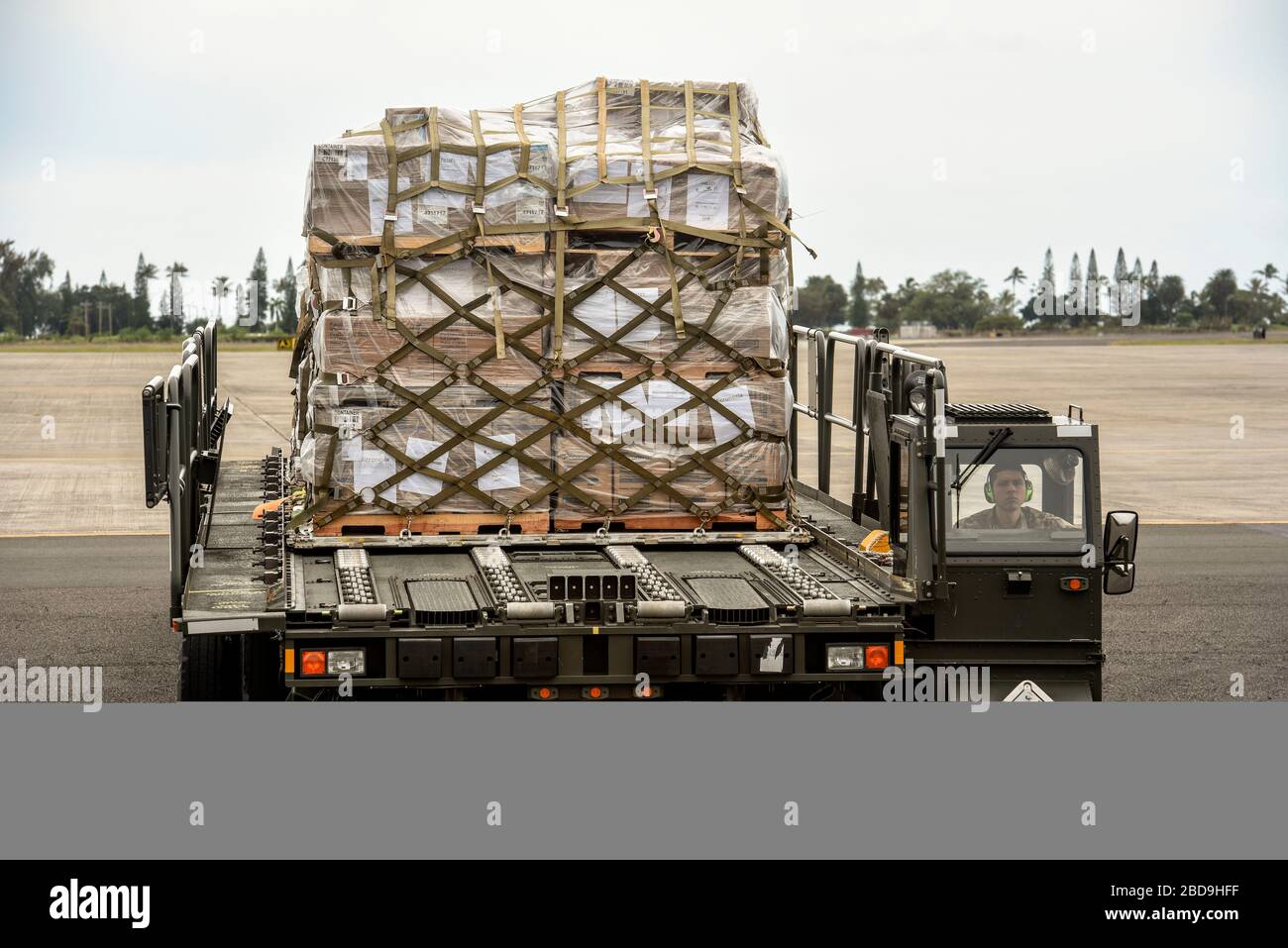 60k loader hi-res stock photography and images - Alamy