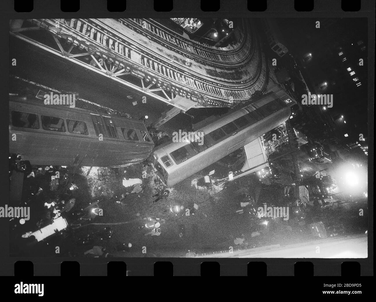 Car accident crash collapse failure Black and White Stock Photos ...