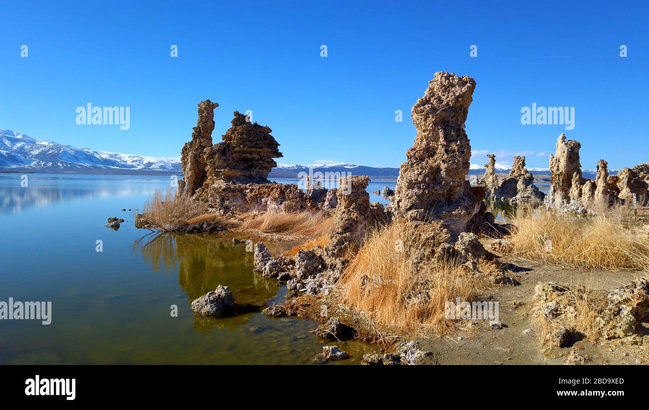 Tufa columns alkaline mono hi-res stock photography and images - Alamy