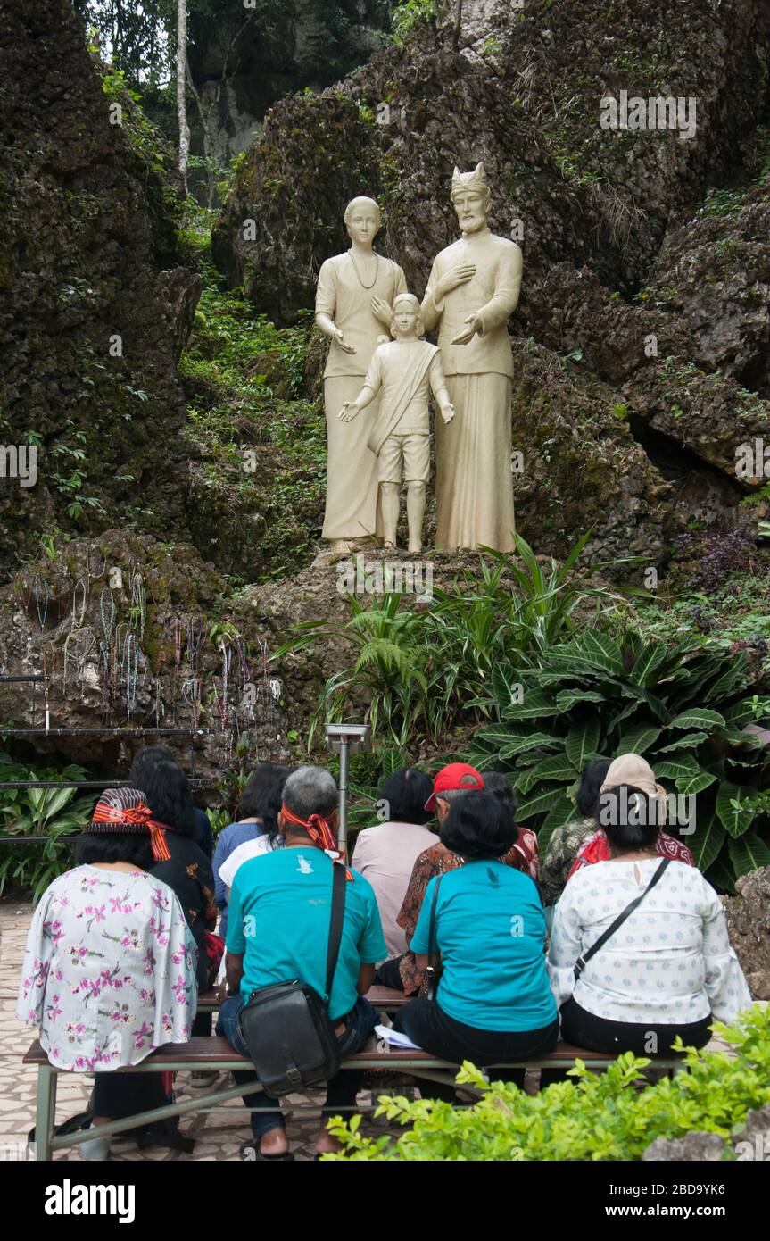 The Indonesian Christians prays at religious pilgrimage site of Sapak ...