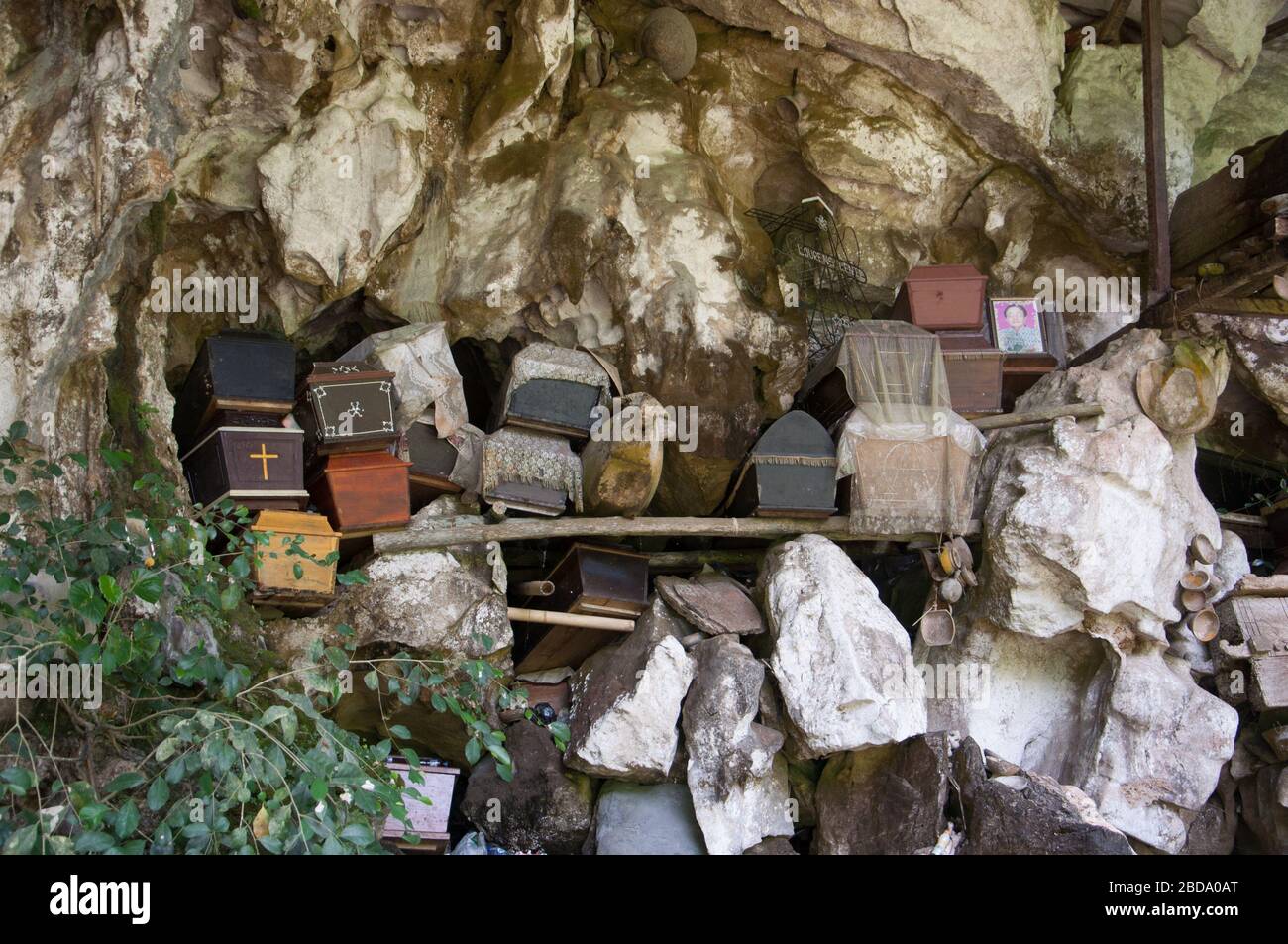 The traditional tomb stones of Londa in North Toraja, Indonesia. Tana ...