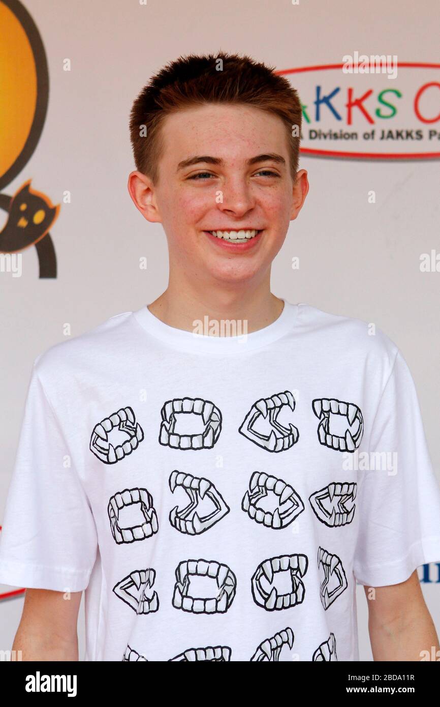 Dylan riley camp ronald mcdonald hi-res stock photography and images ...