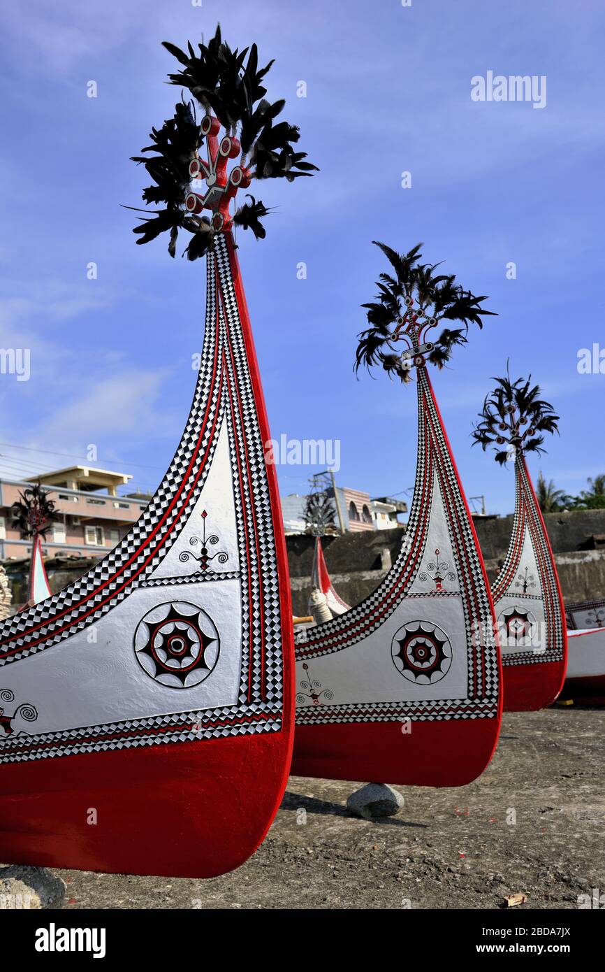 tatala canoe Taiwan Stock Photo - Alamy