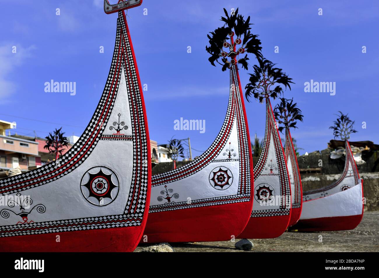 tatala canoe Taiwan Stock Photo - Alamy