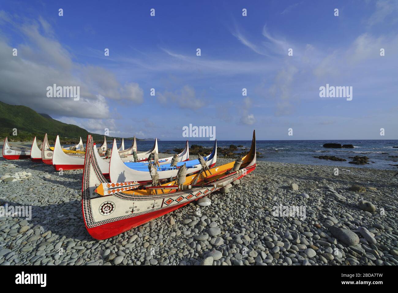 tatala canoe Taiwan Stock Photo - Alamy