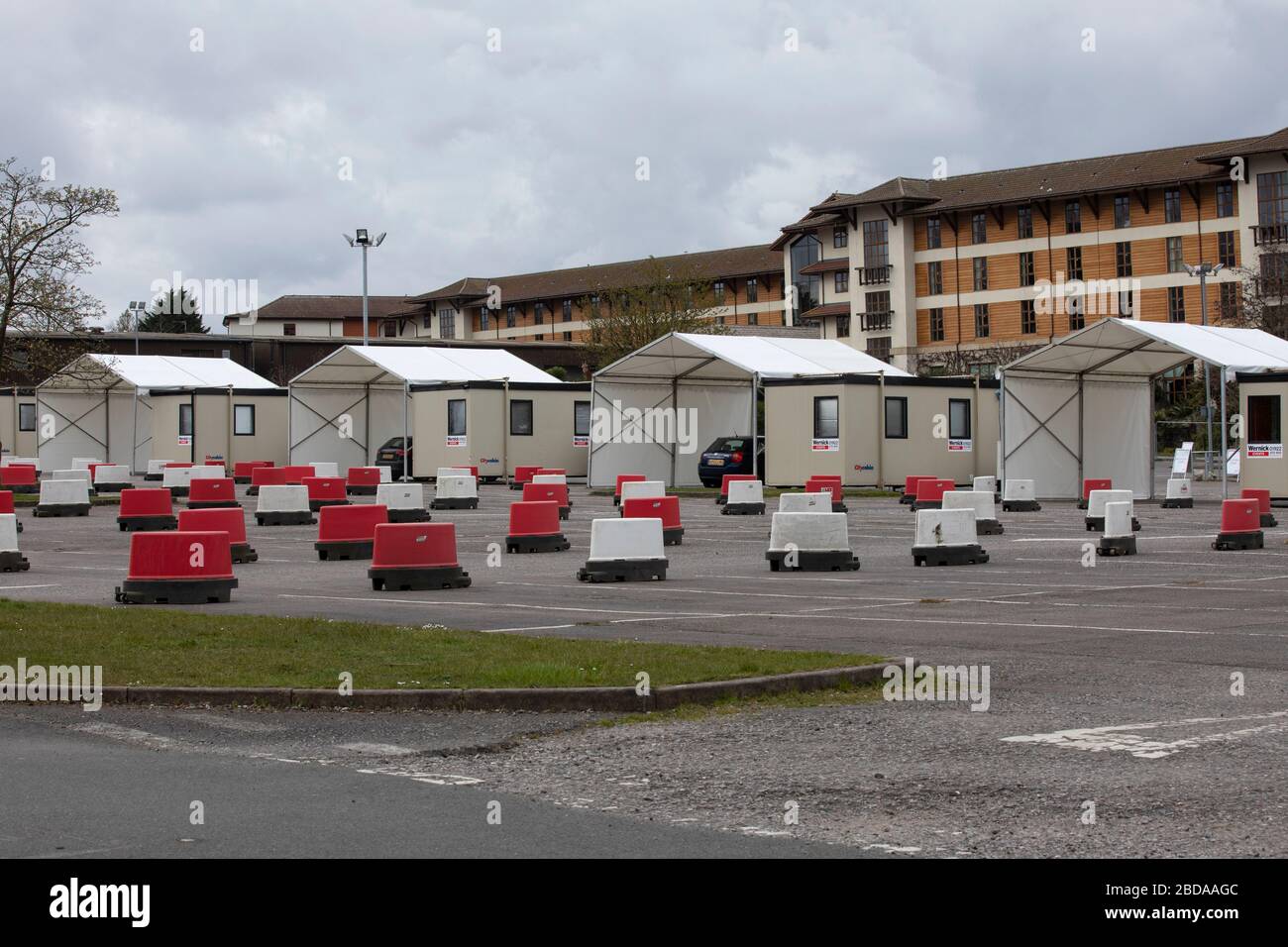 Another slow day for NHS staff to be tested for coronavirus at a drive ...