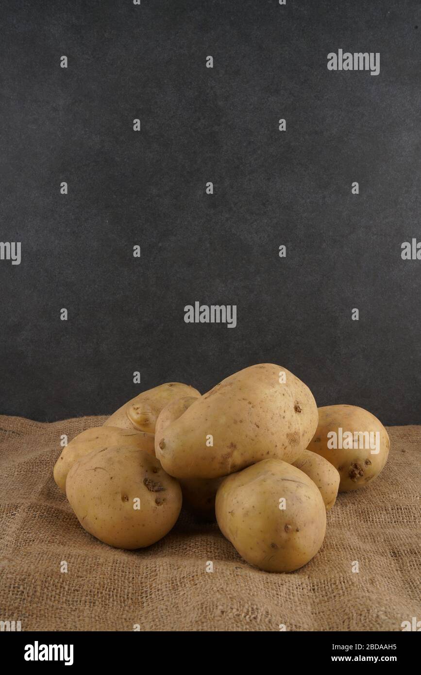 Patato crop hi-res stock photography and images - Alamy