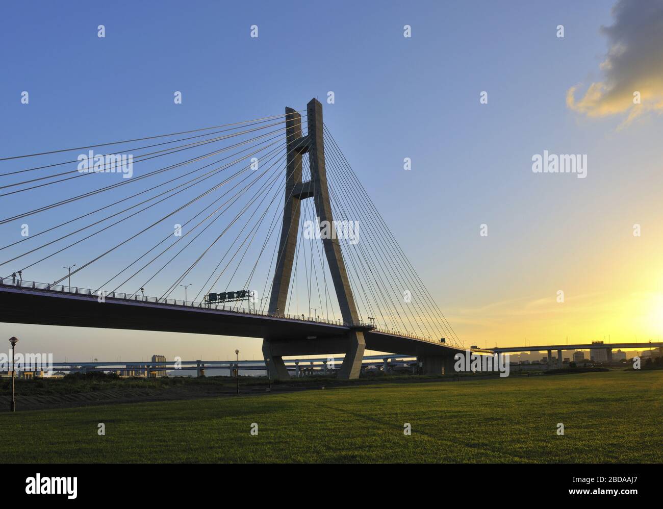 New Taipei Bridge Taiwan Stock Photo - Alamy