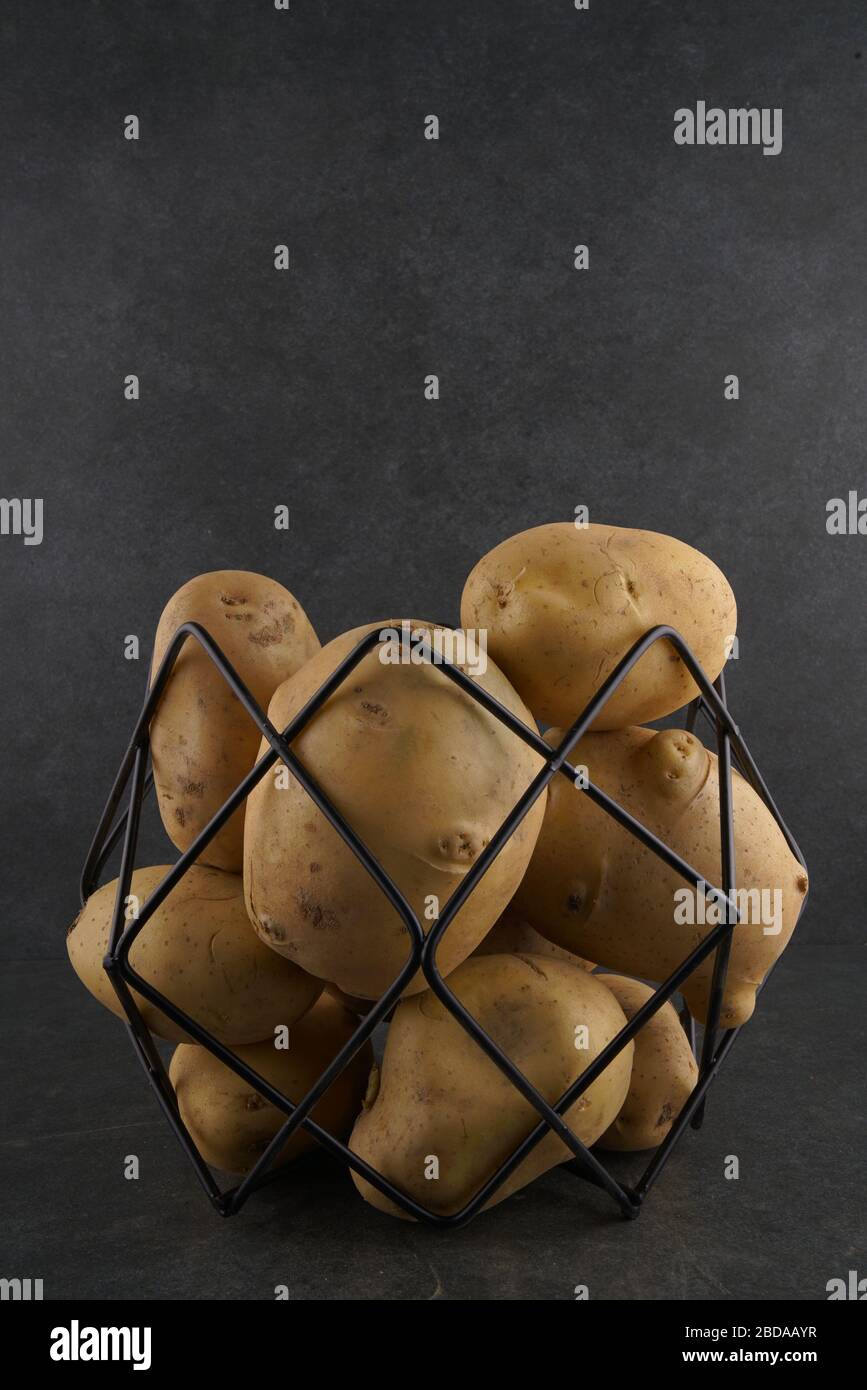 Patato crop hi-res stock photography and images - Alamy