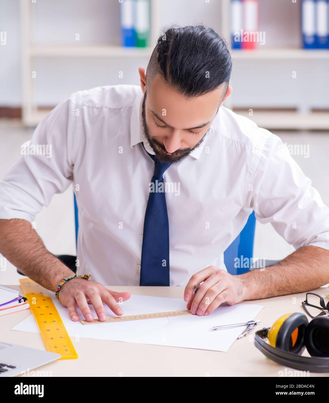 Architecture student drafting table hi-res stock photography and images ...