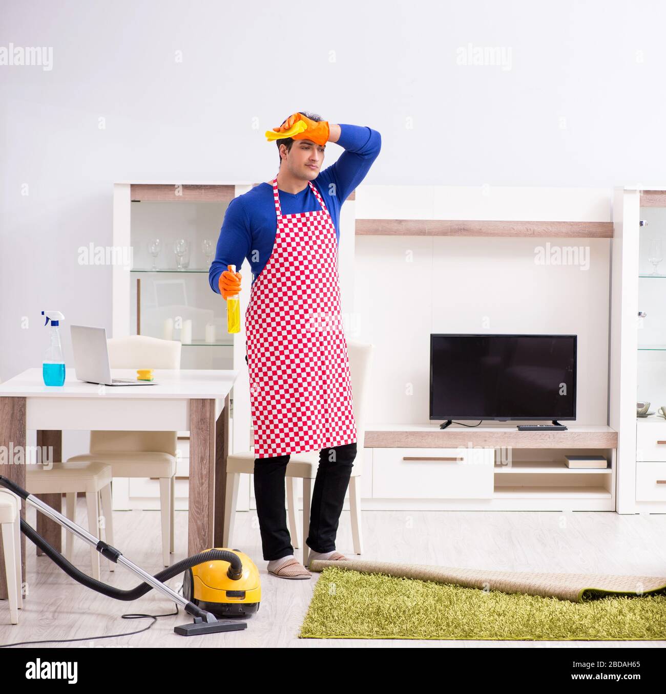 Houseboy hi-res stock photography and images - Alamy