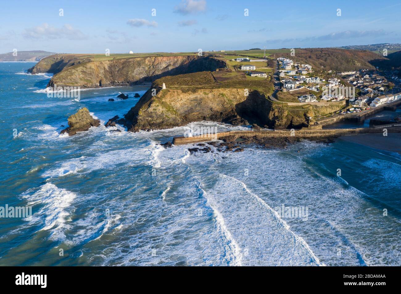 Surfing portreath hi-res stock photography and images - Alamy