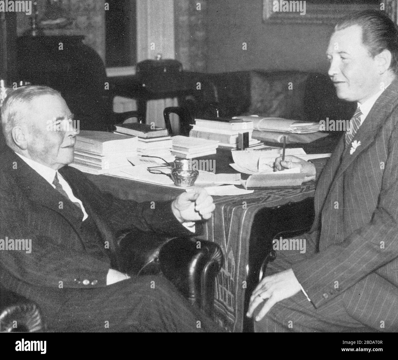 Leader andersson hi-res stock photography and images - Alamy