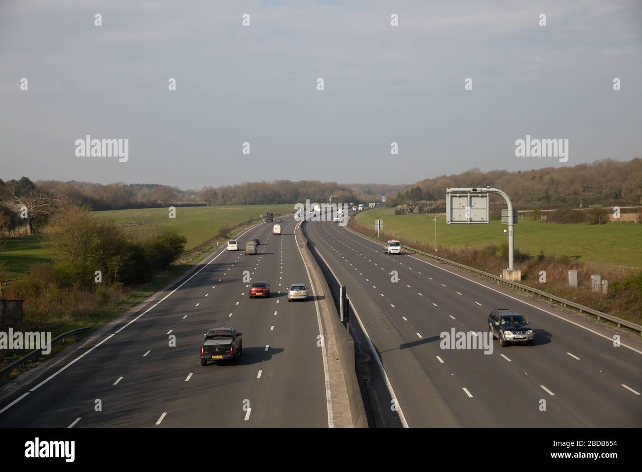 Empty m25 hi-res stock photography and images - Alamy