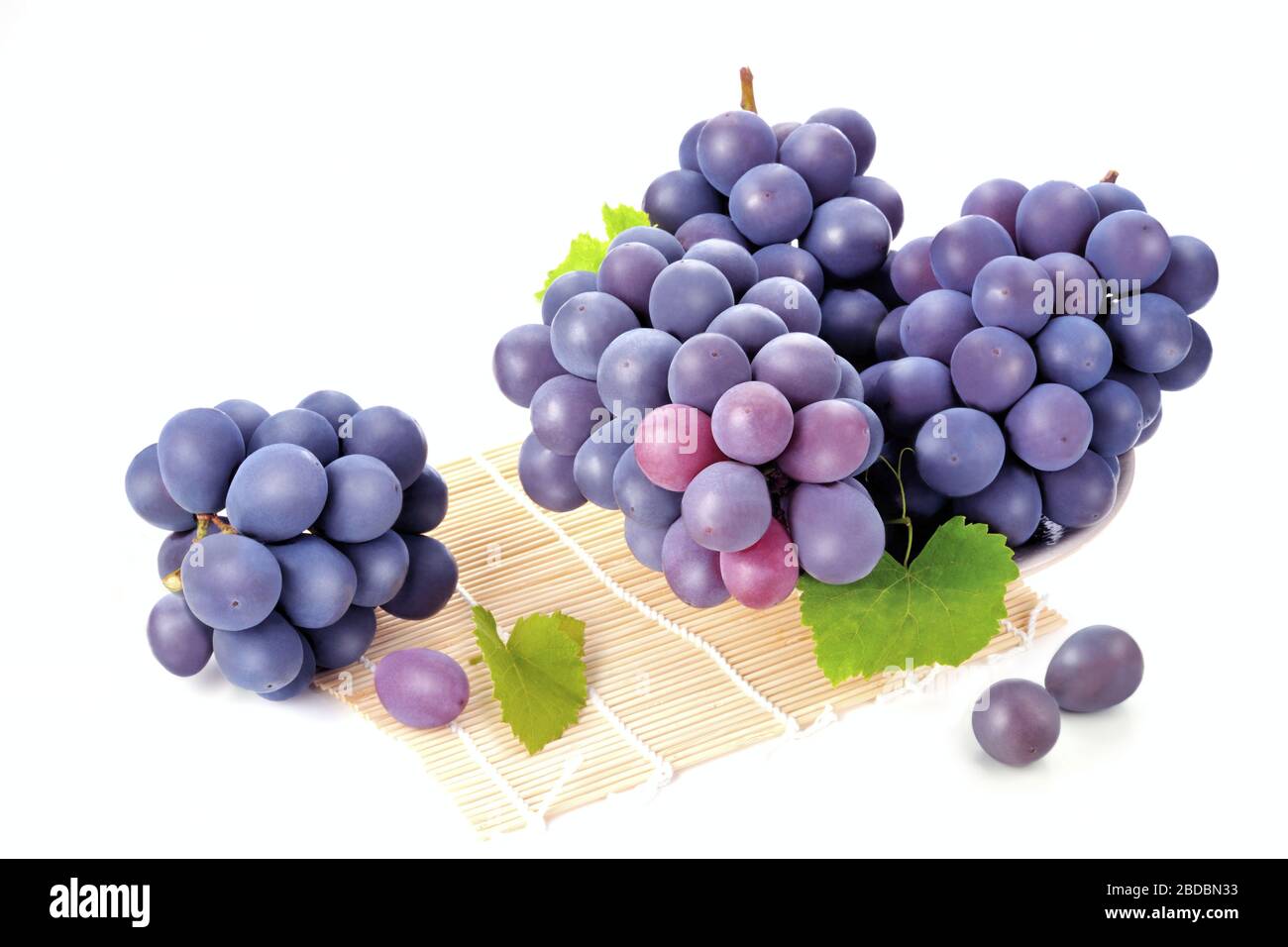 Grapes on the bamboo sheet Stock Photo - Alamy