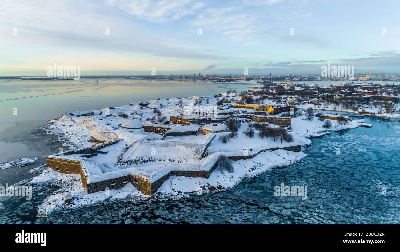 Helsinki fortress finland hi-res stock photography and images - Alamy