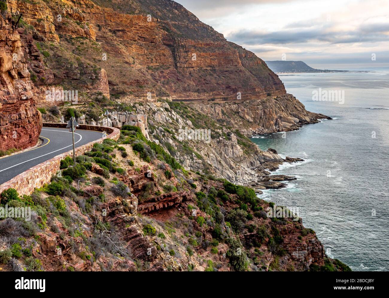 South africa chapmans peak drive hi-res stock photography and images ...