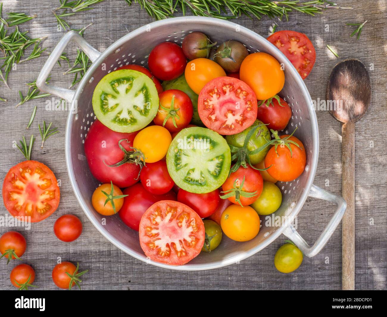 Heritage tomatoes plant hi-res stock photography and images - Alamy