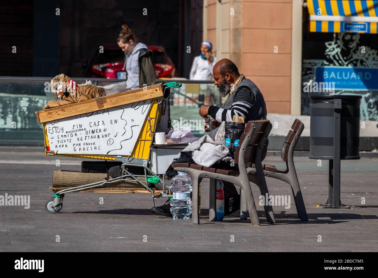 Barceloneta market square hi-res stock photography and images - Alamy