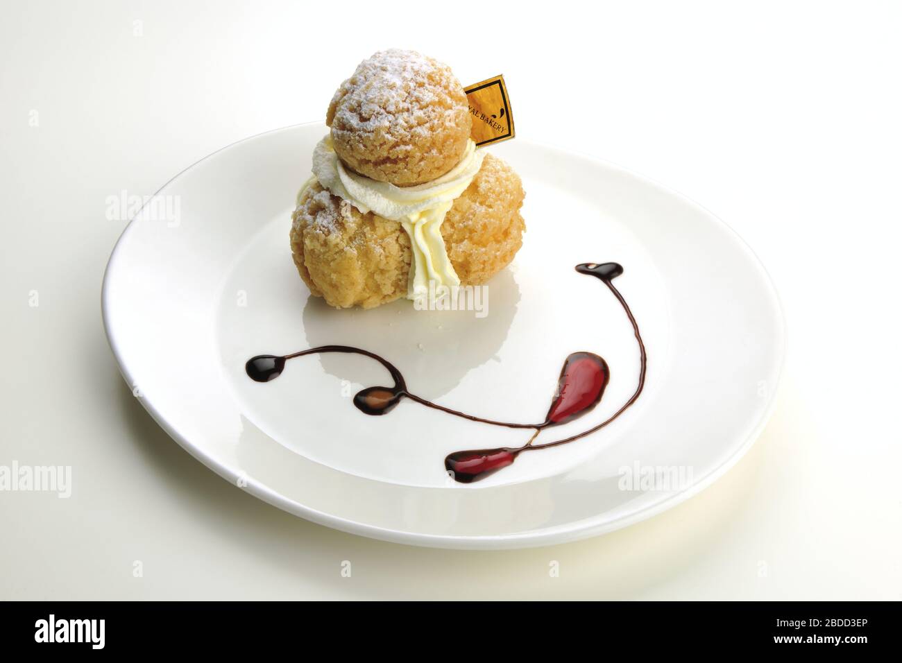 Le Saint Honore Stock Photo - Alamy