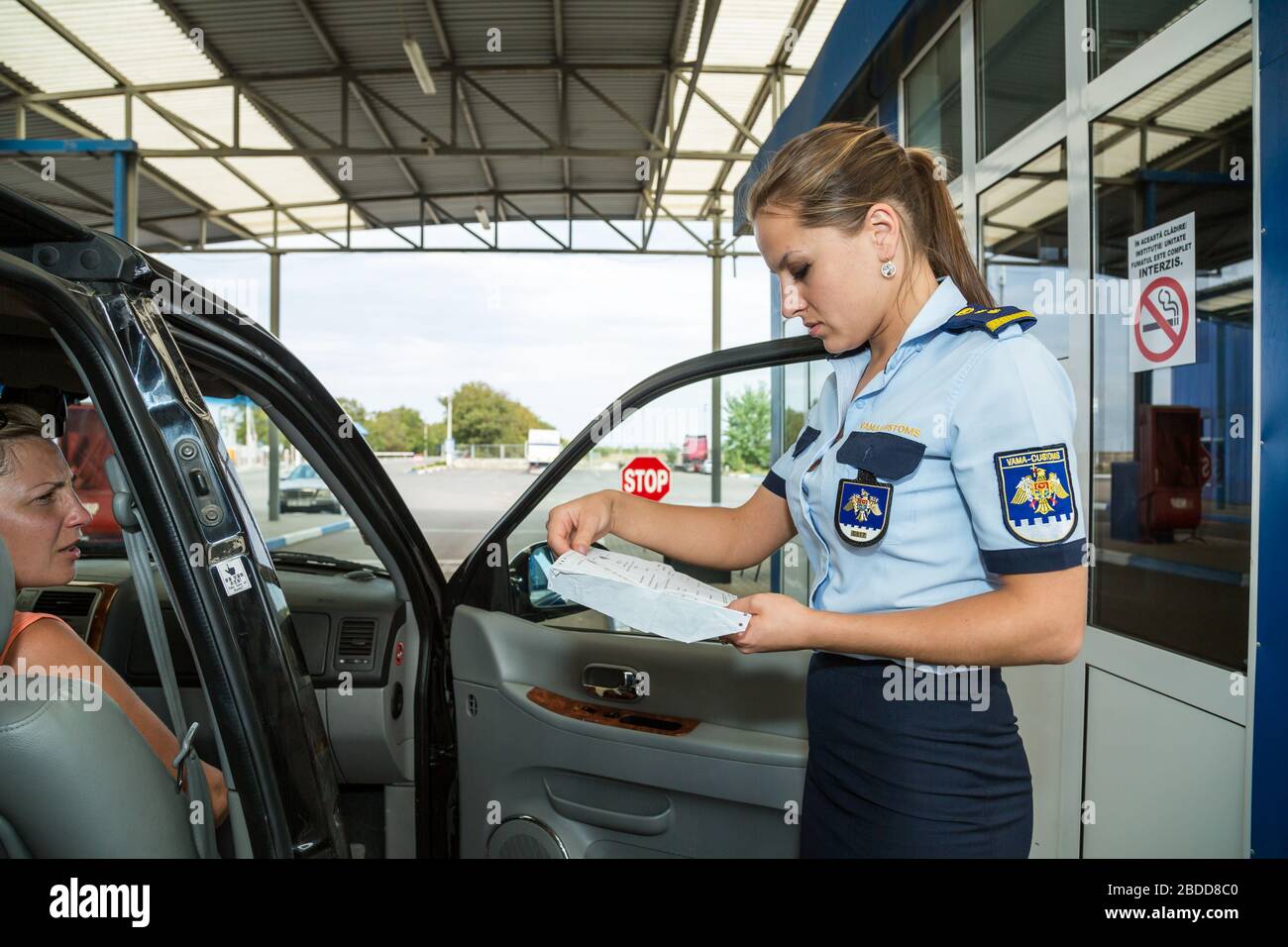 Customs officer hi-res stock photography and images - Alamy