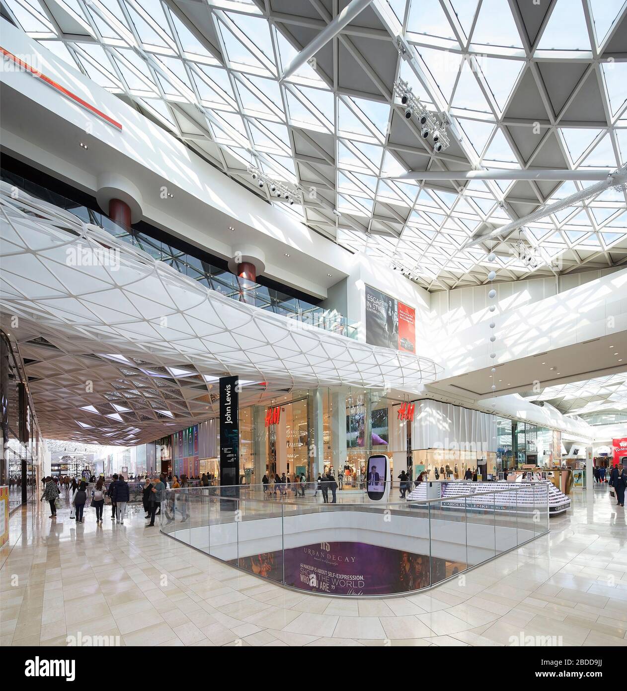Multi-level shopping streets beneath skylight. Westfield White City ...