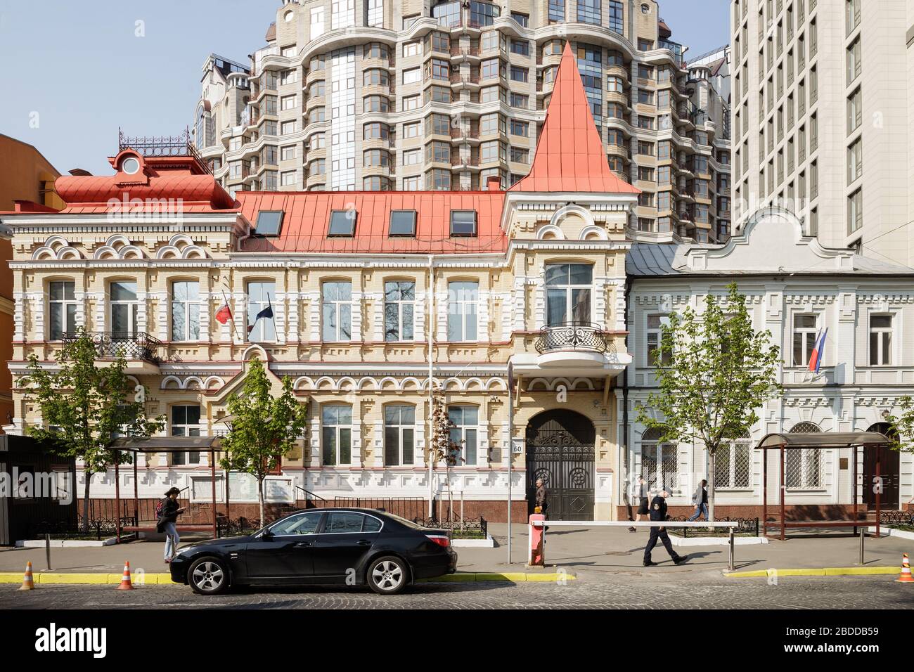 Kiev ukraine high rise apartment building hi-res stock photography and ...