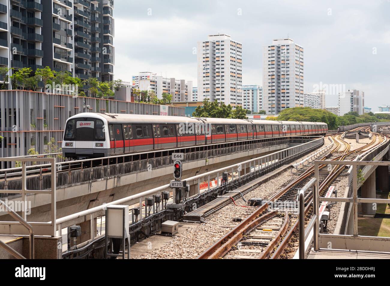 Singapore mrt system hi-res stock photography and images - Alamy