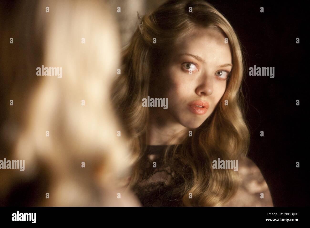 Chloe 2009 amanda seyfried hi-res stock photography and images - Alamy