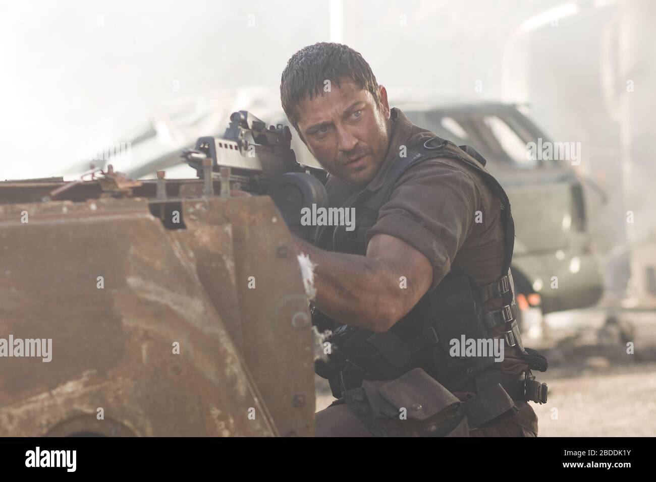 Gamer 2009 gerard butler hi-res stock photography and images - Alamy