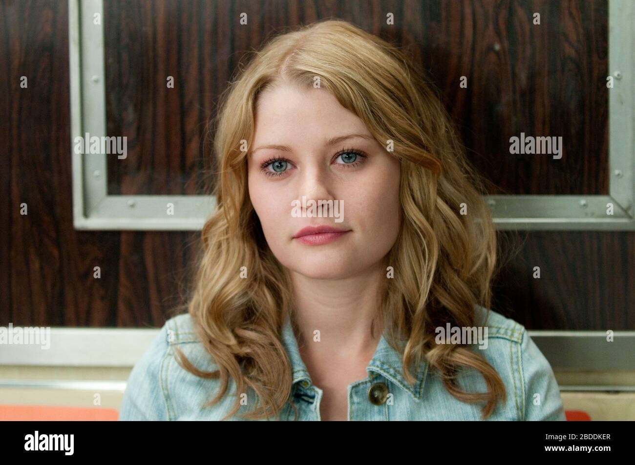 Emilie De Ravin Brown Hair